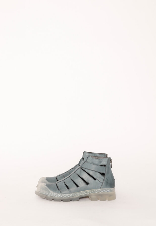 Lofina shoe with slingback