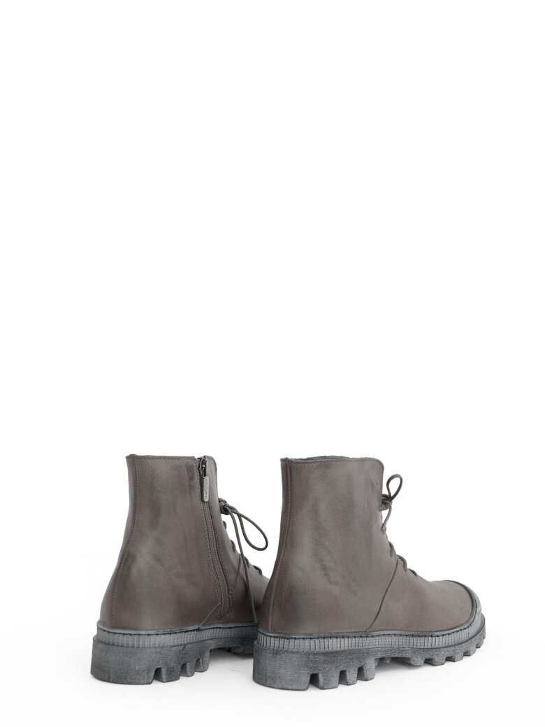 Boots - Lofina - Boot with laces and zipper